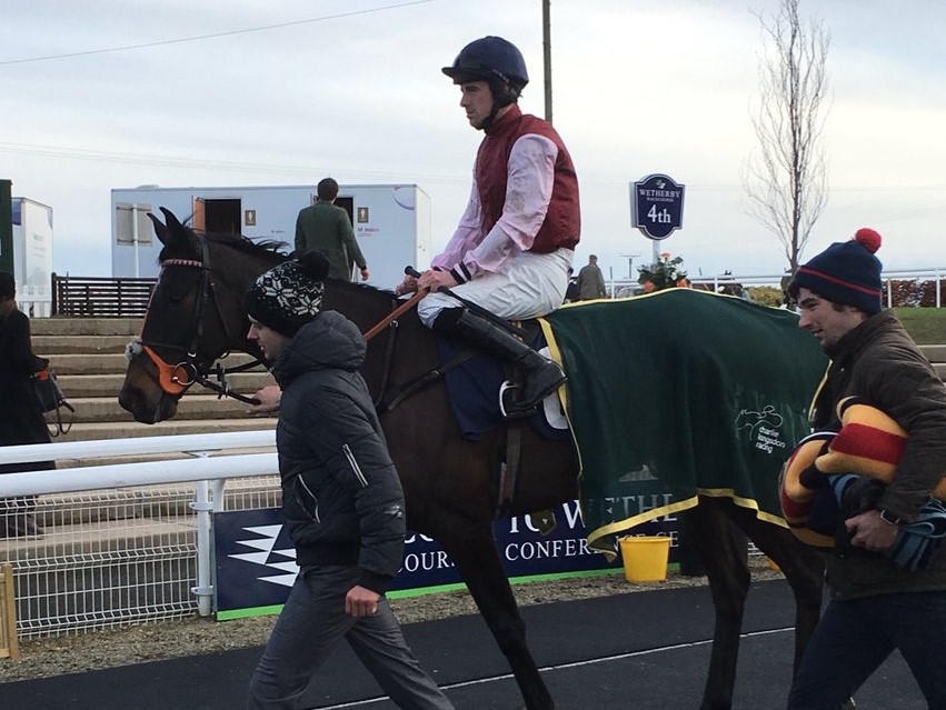 Bestwork wins on Boxing Day at Huntingdon Racecourse for National Hunt ...